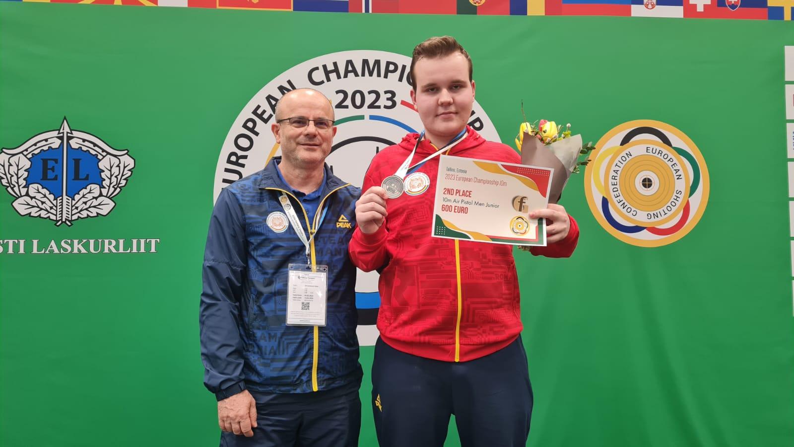 Mare performanță pentru tir-ul arădean: Luca Joldea este vicecampion ...