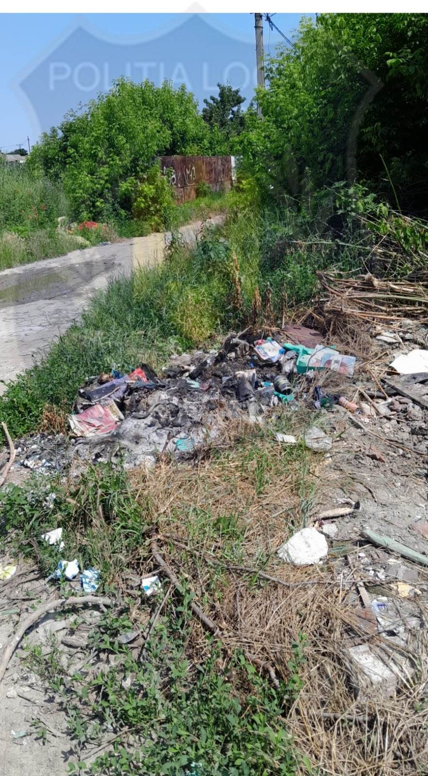 Un tânăr a fost prins în timp ce a dat foc la cabluri pentru a ...