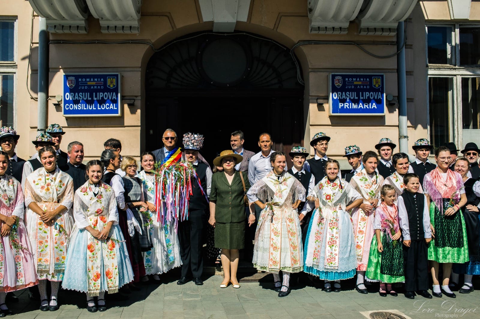 Lipovenii s-au întors la tradiție: costume superbe, multă culoare și ...