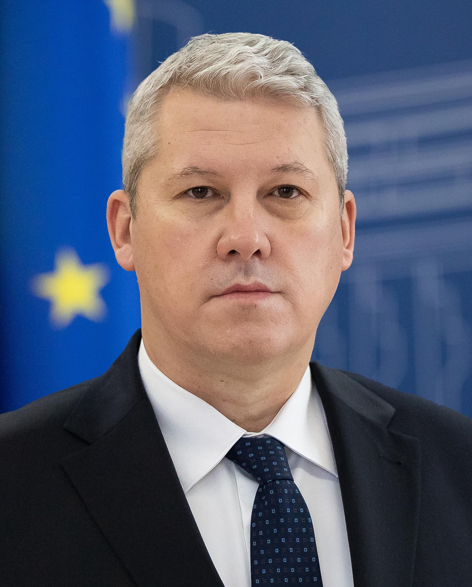 Premierul interimar Cătălin Predoiu, în vizită în Covasna: sistemul de ...